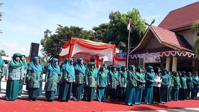 Jambore dan Pelantikan Pengurus PKK Payung Sekaki | METRORIAU.COM